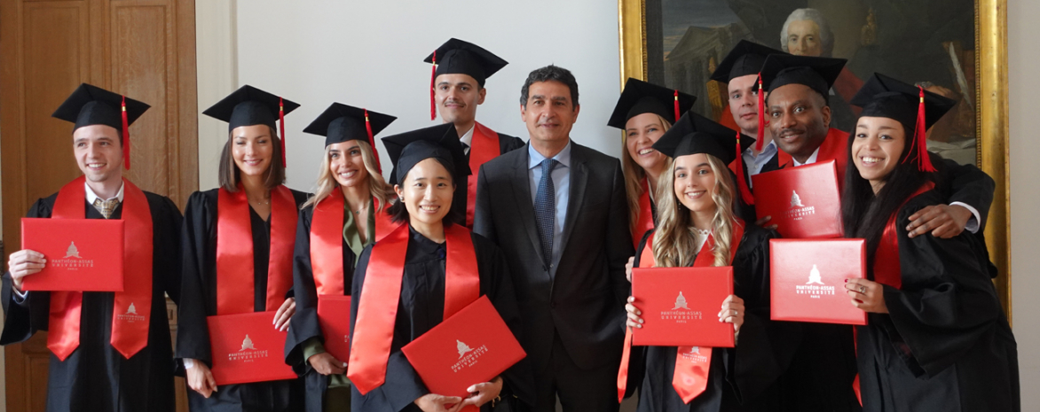 LL.M. International Business Law 2024 Graduation ceremony | Université ...